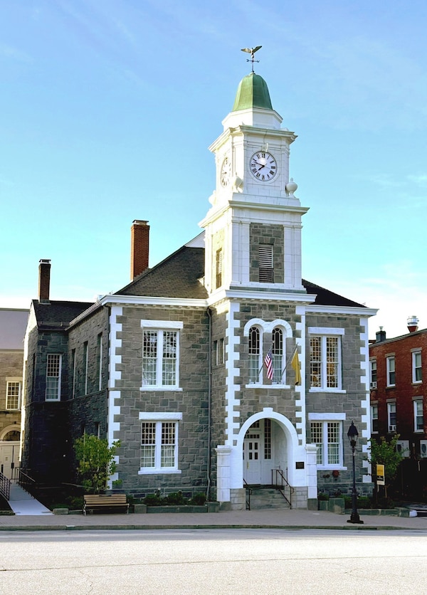 The Abner Hotel - Litchfield, CT