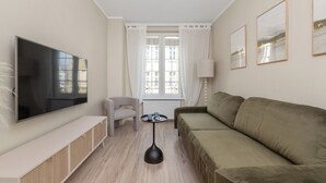 Apartamento, 1 quarto, cozinha | Sala de estar | Escritórios