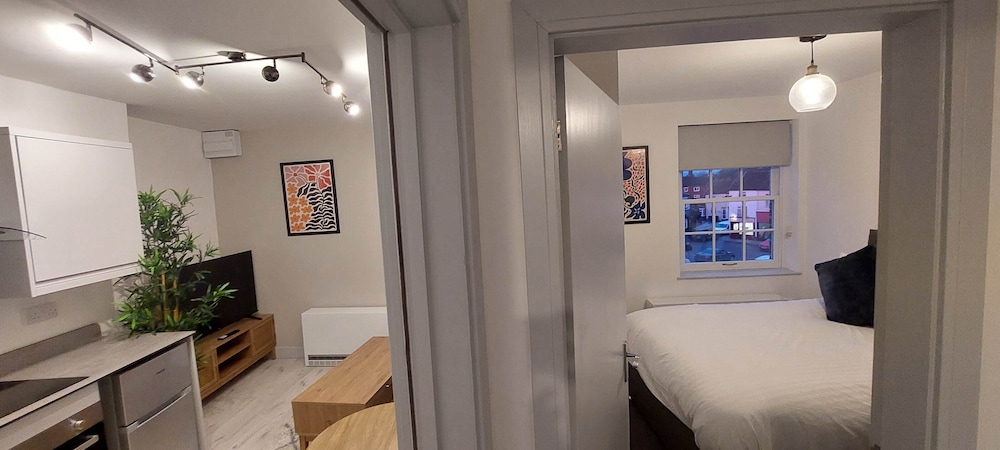 1 Bdr Modern Living In The Old Bank Hse - Market Rasen
