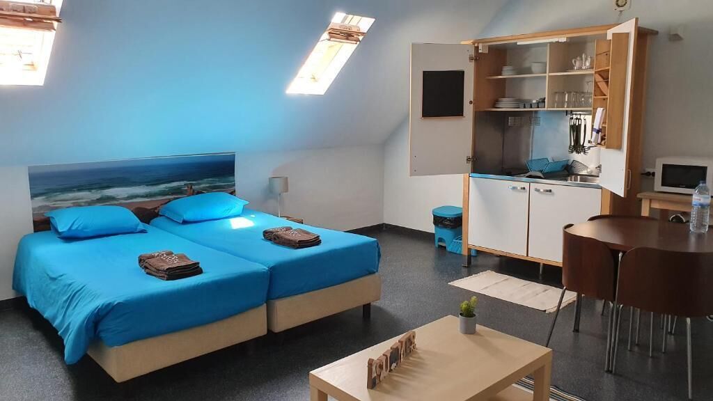 Loft Comfort | 1 quarto, secretária, secretária adequada para computadores portáteis 