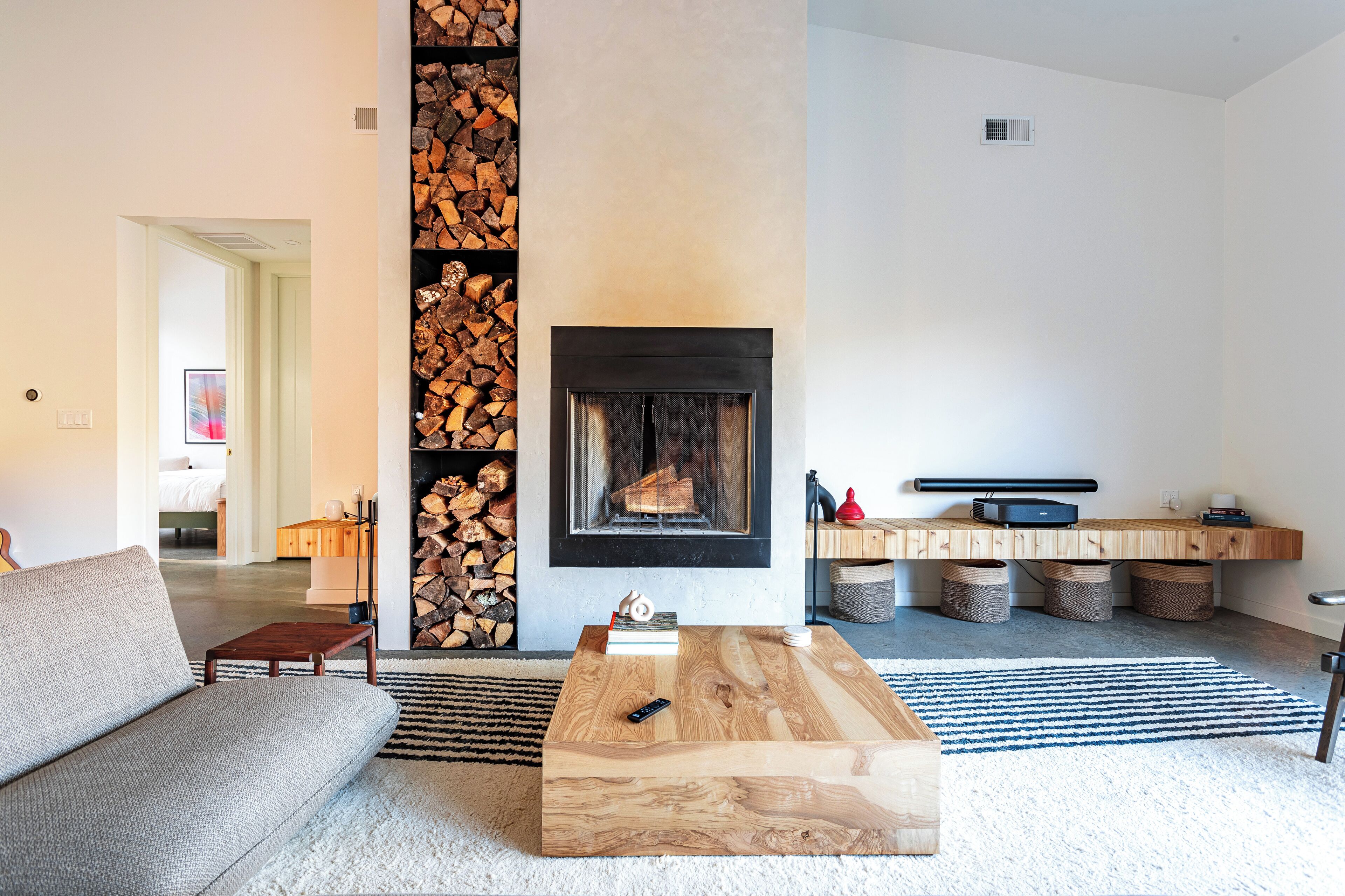 Secluded Modern Cabin With Private Creek, Picnic Area, And Chef's Kitchen - Germantown, NY