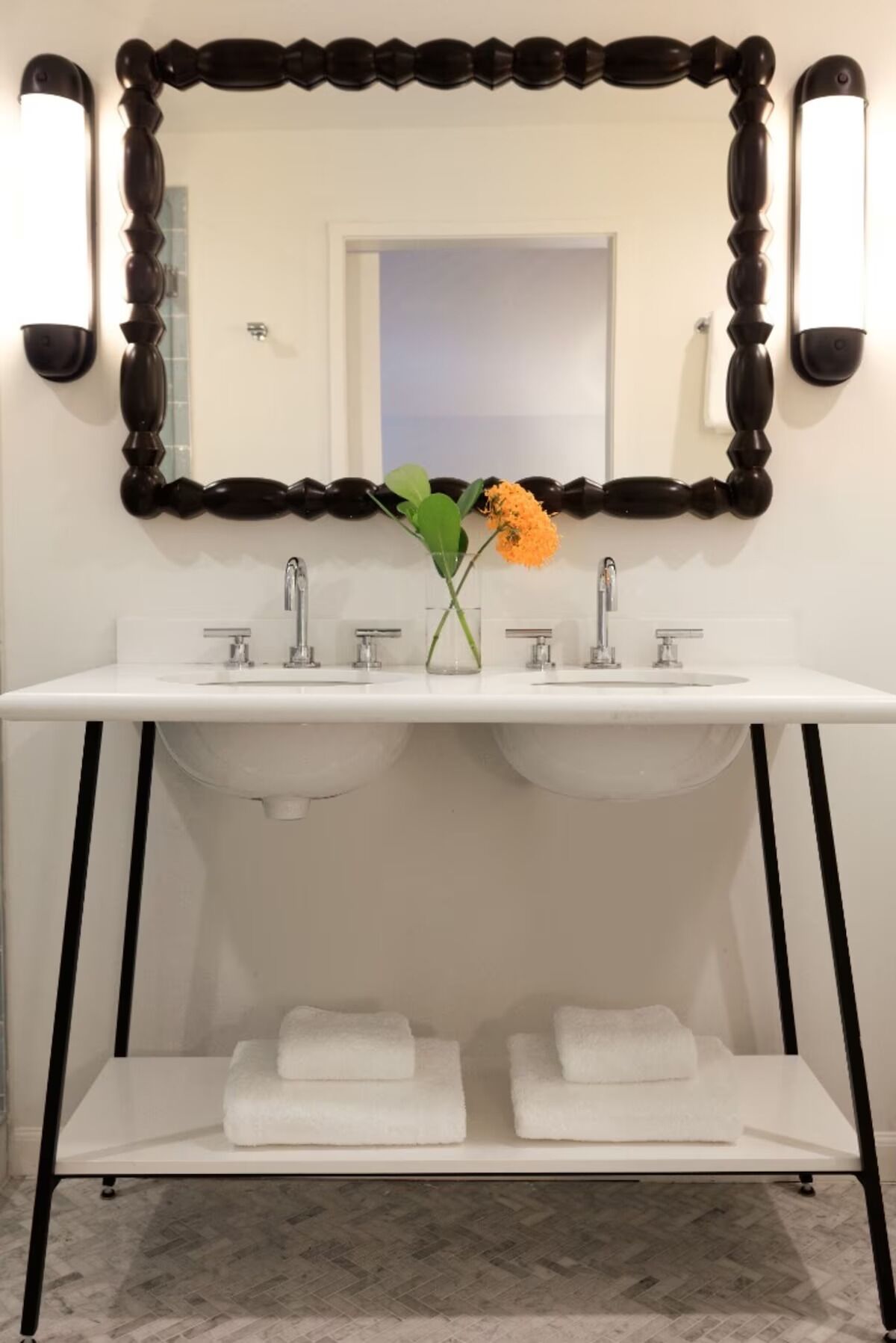 Serene Bungalow In Key West: Poolside Refreshers & Free Breakfast! - Key West, FL