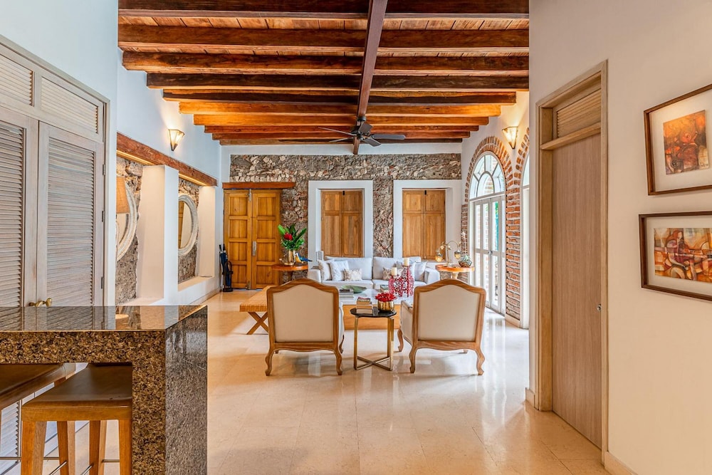 Casa Bovedas - Private Pool - 3 Bedroom - Cartagena