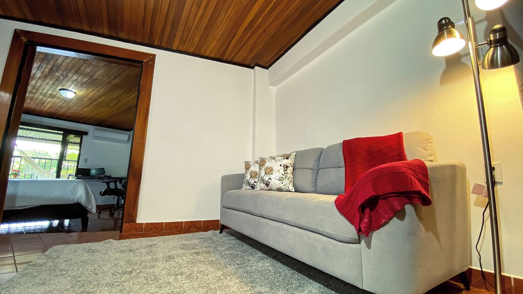 Scenic Studio Retreat: Haven For Digital Nomads - San José