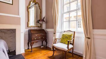 Apartamento | 5 quartos, internet de alta velocidade