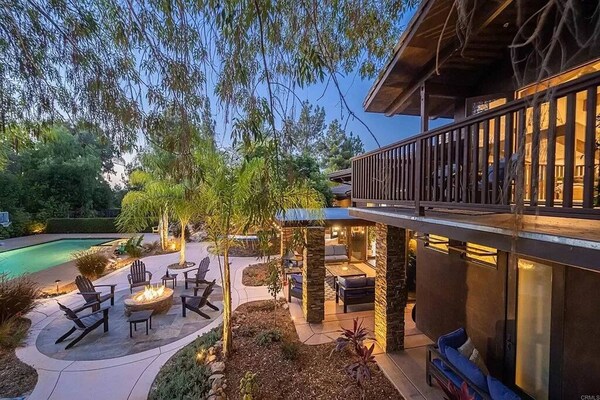 Private Resort In Lake Hodges - San Diego, CA