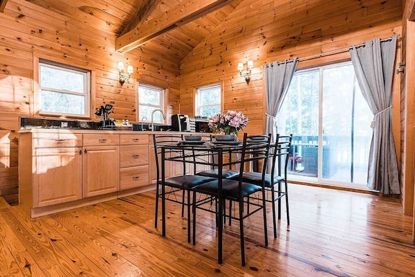 Sunset Chalet-amazing Views Private Hot Tub - Augusta, ME