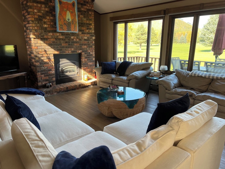 West Glacier Sleeps 4 On Golf Course W/ Golf Cart - Lake McDonald, West Glacier