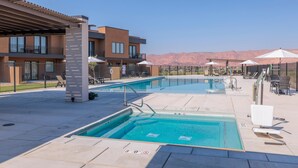 Casa, várias camas (Snow Canyon Retreat) | Piscina