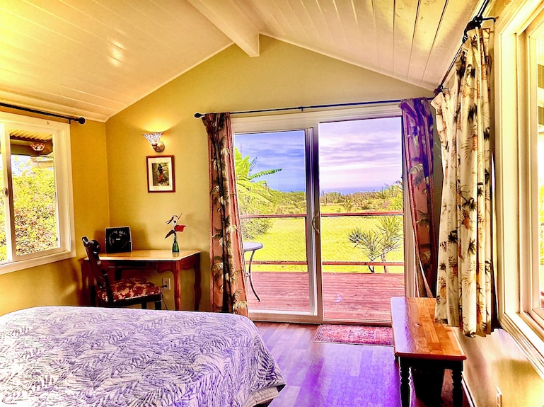 Puna Rainforest Hotspring Retreat -Rainbow Cottage With Ocean Views - Hawaii