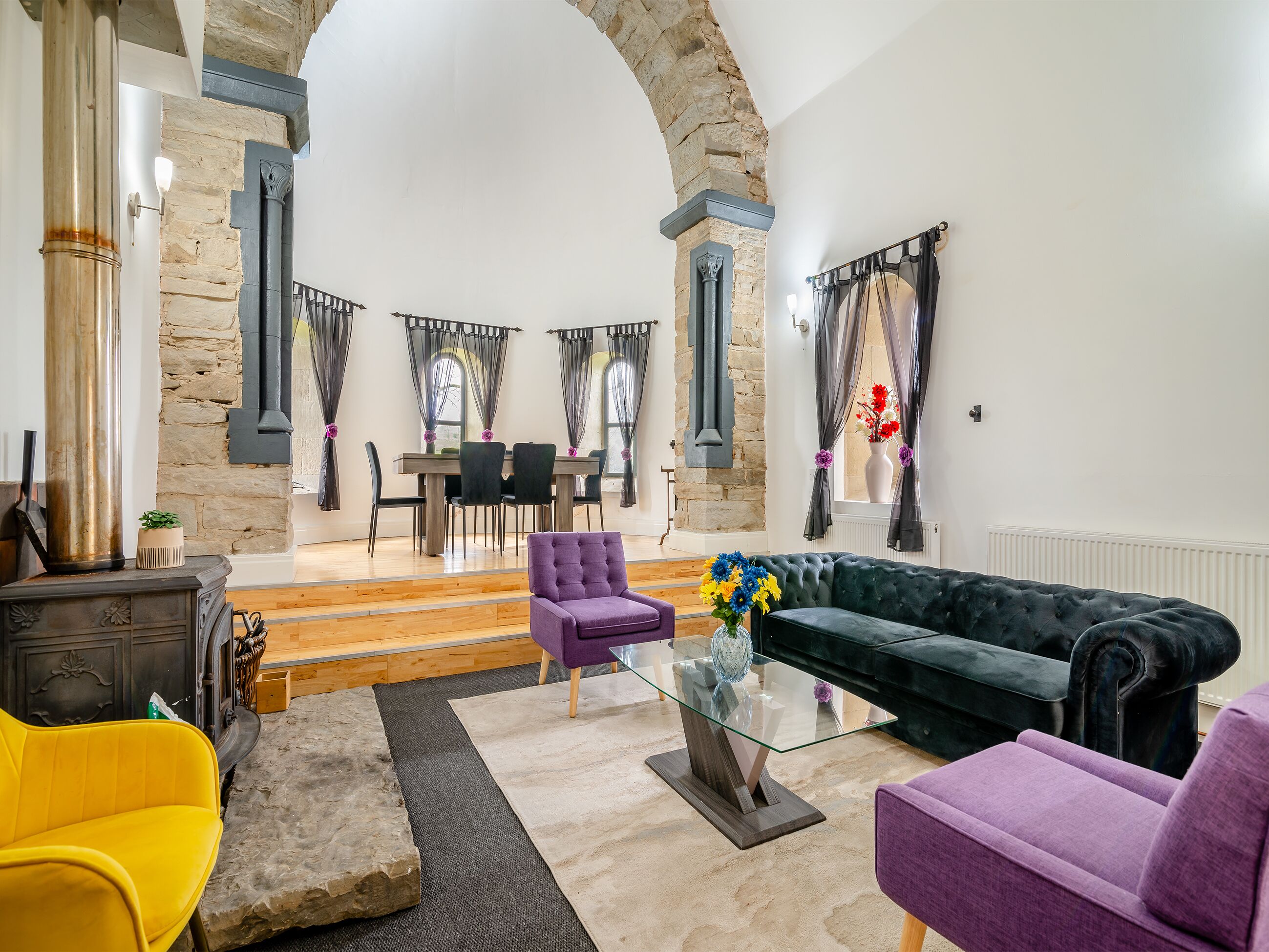 5 Bedroom Accommodation In Rossendale - West Yorkshire