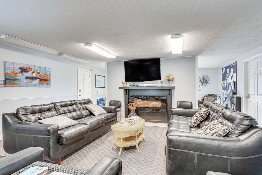 Livin Wells' Retreat, 2 Mi To Drakes Island Beach - Wells Beach