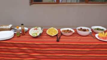 Café da manhã inglês grátis todos os dias