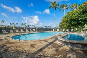 Apartamento em Condomínio Fechado, 5 quartos | Piscina
