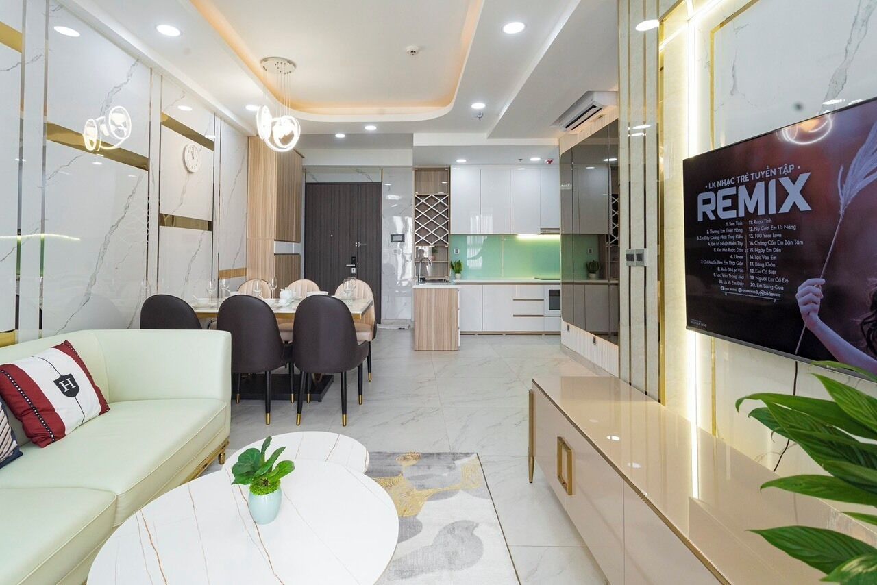 Apartamento luxo, 2 quartos | Área de estar