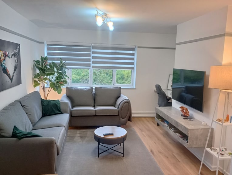 Oxfords 5* Luxury 2 Bedroom Apartment 4 +Pax And Permit Parking - Oxford