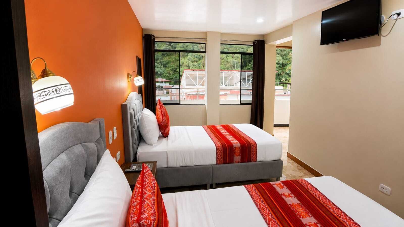 Quarto Twin Standard, vista para a montanha | Secretária, Wi-fi grátis, roupa de cama fornecida 