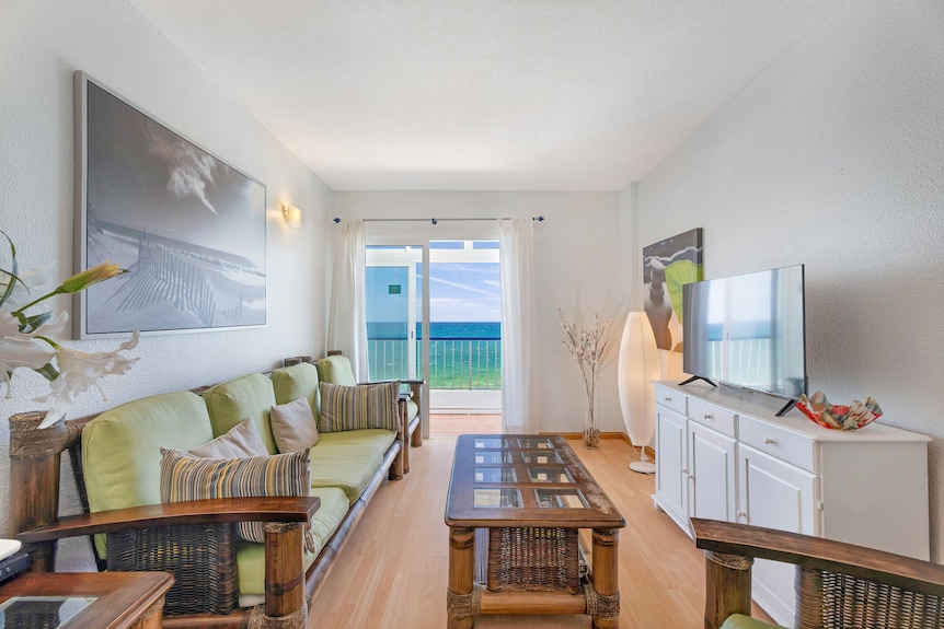 Apartamento De Vacaciones 'Edificio Nautilus' Con Vistas Al Mar Y Wi-fi - San Cristóbal de La Laguna