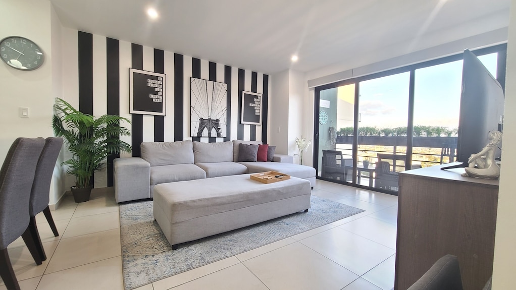 Luxury Apartment In A Safe Environment & Close To The Salvador Del Mundo - San Salvador