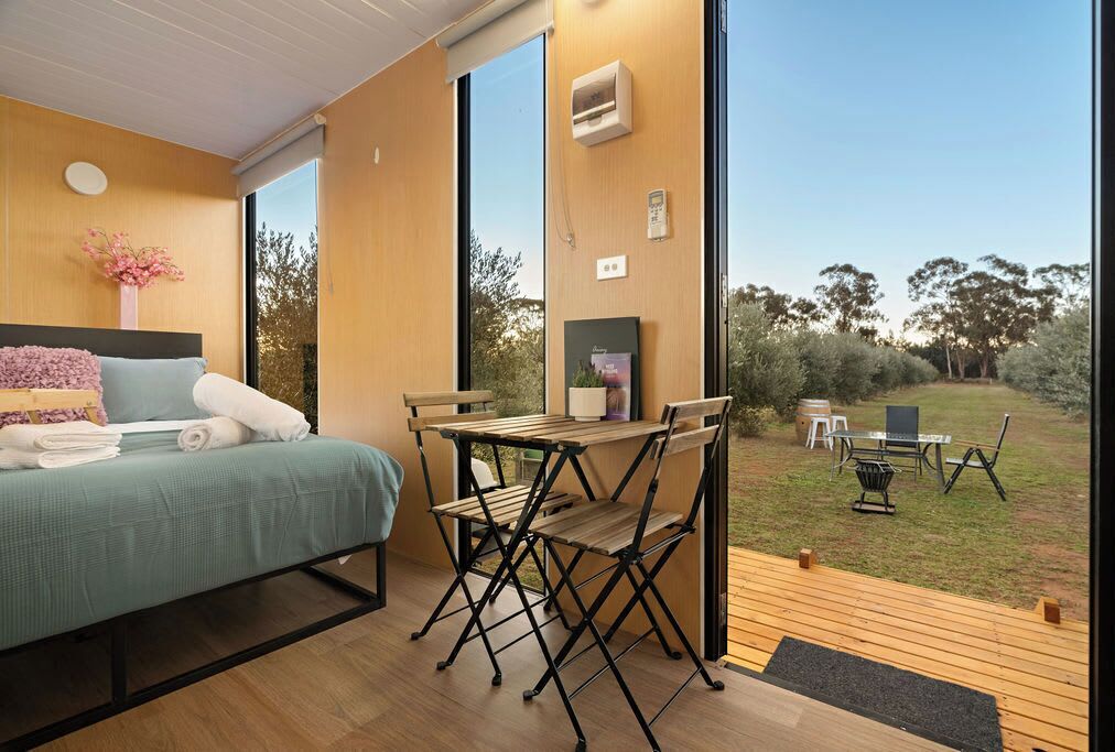 The Little Grove Retreat By Tiny Away - West Wyalong