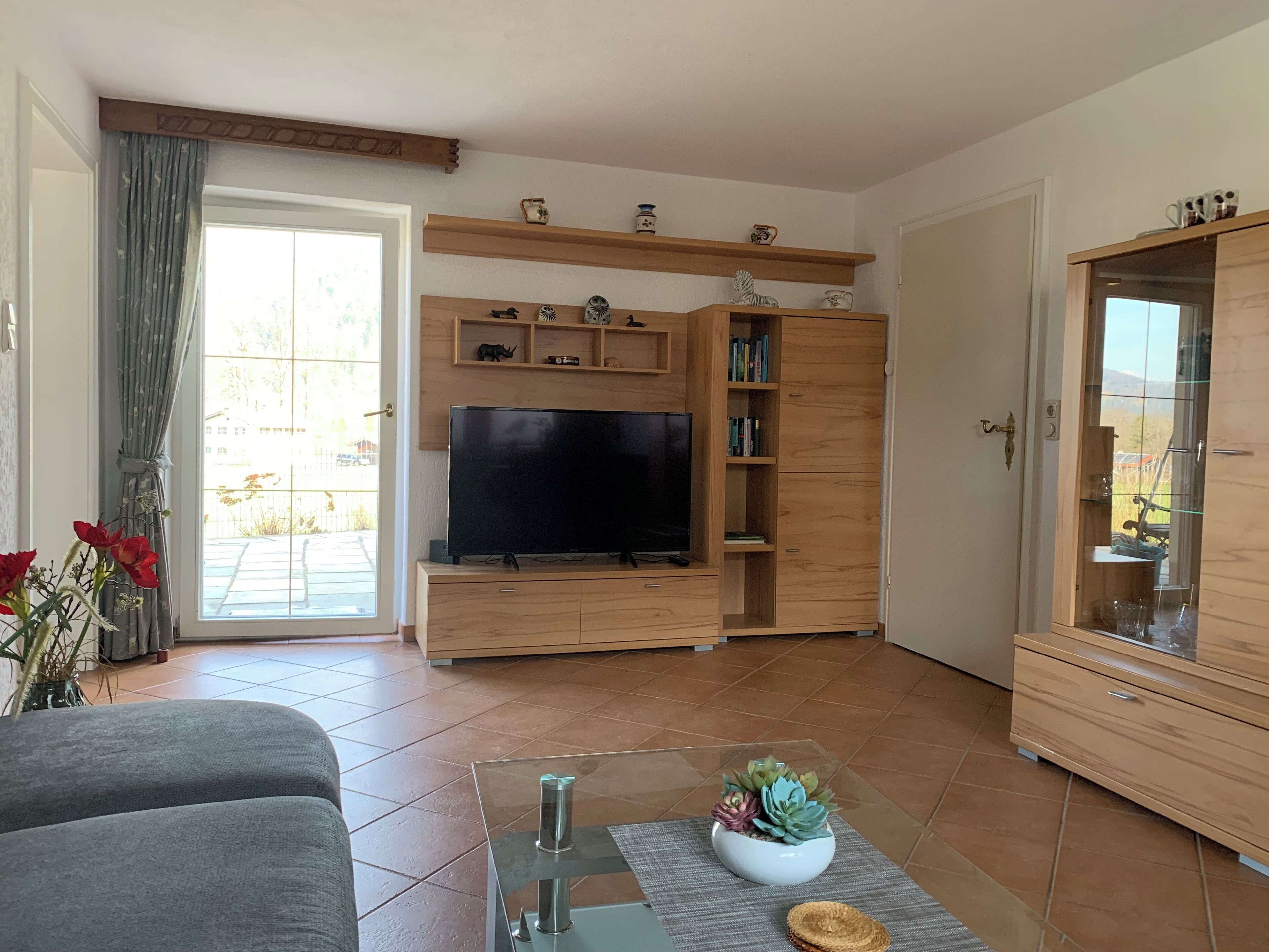 Ferienbungalow 2-4 Personen, 75 Qm, Mit 2 Separaten Schlafzimmern Und Terrasse - Berchtesgaden