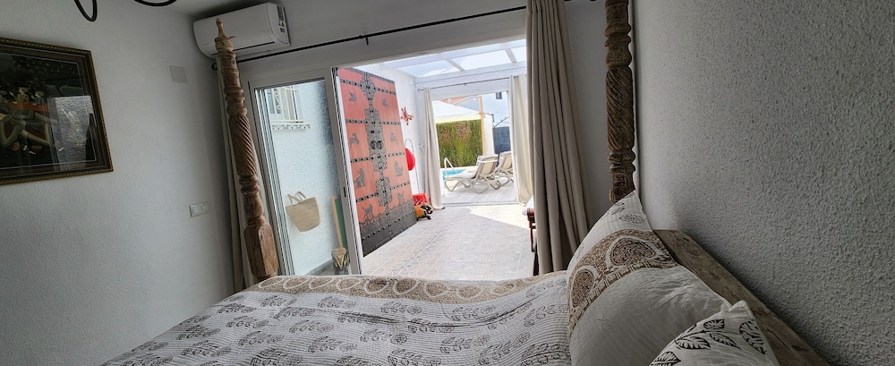 10 Minutes To The Beach! King Suite For 2 Adults In Quiet B&b With Private Pool. - La Marina