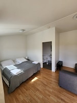 Quarto Twin Standard, vista para a montanha | Wi-fi grátis 