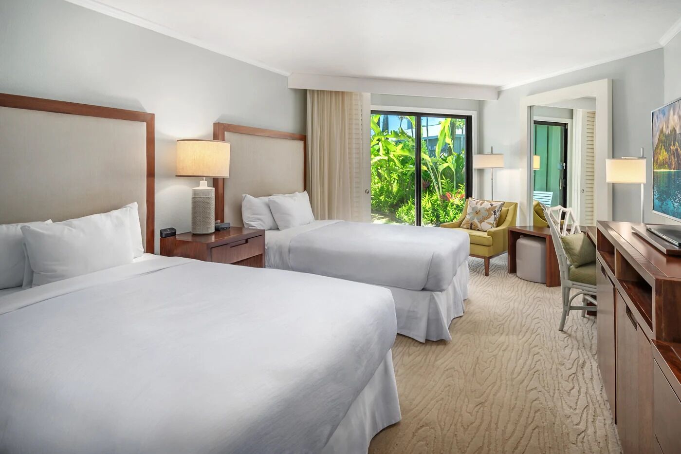 Unforgettable Beachside Getaway At Kauai Beach Resort - Kauai, HI