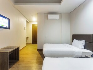 Quarto duplo luxo | Wi-Fi de cortesia, roupa de cama