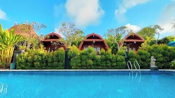 Piscina externa