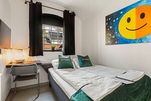 Quarto Duplo, 1 cama de casal | Wi-fi grátis, roupa de cama fornecida