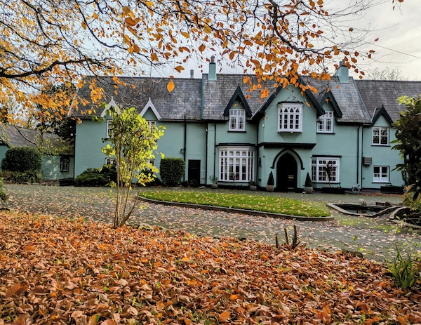 The Broadmead Boutique B And B - Tenby