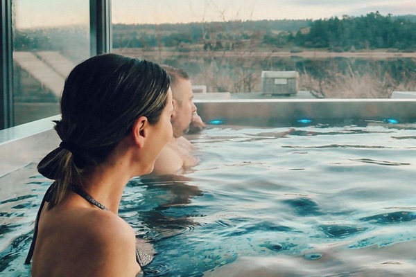 Banheira de hidromassagem exterior