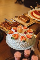 Pequeno-almoço tipo buffet diário incluído 