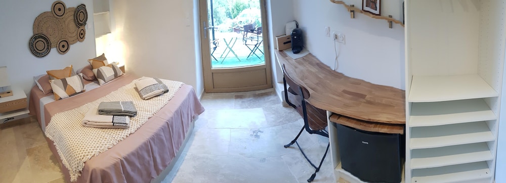 Maranatha Guest House En Provence - Chambre D'hôte Dans Le Var - Les Arcs