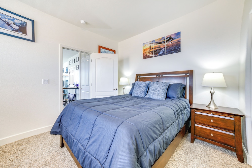 Wwii Aviation-themed Apt In Sparks: Near Parks! - Sparks, NV