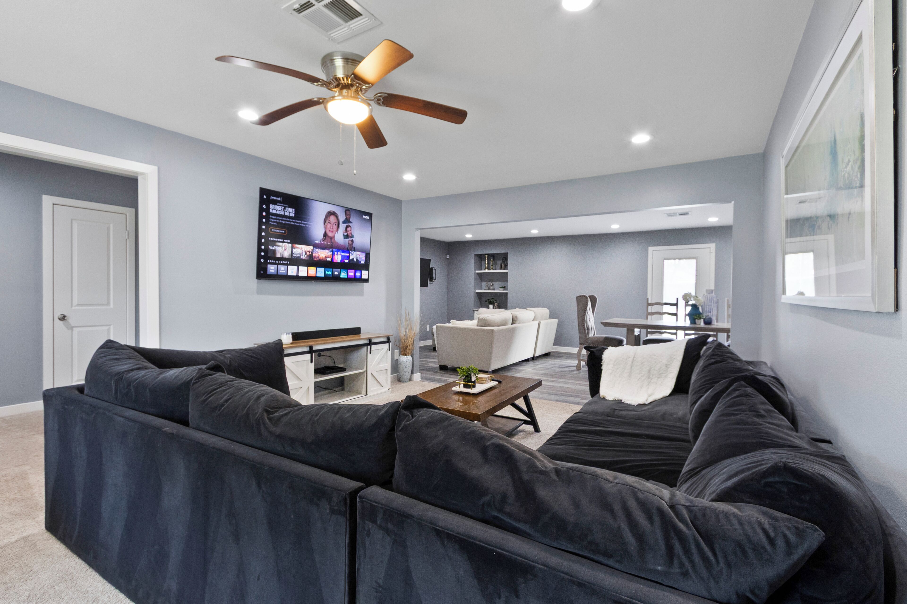 Rustic Modern Spacious Home/near Nrg, Downtown, Meyerland Plaza - Sugar Land, TX