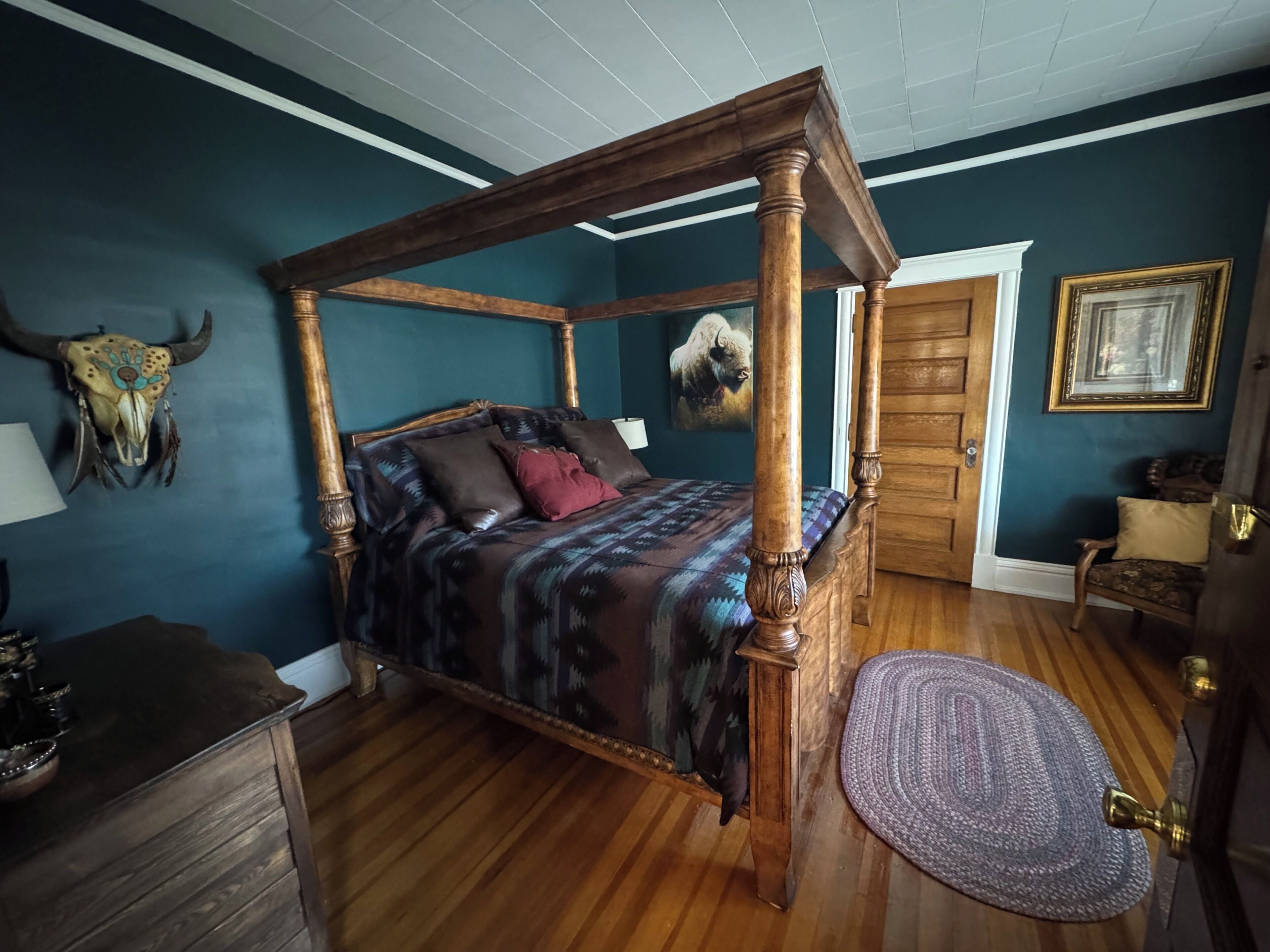 Quarto solteiro premier, para não fumantes, banheiro privativo | Camas com colchões pillow-top, individualmente decorados