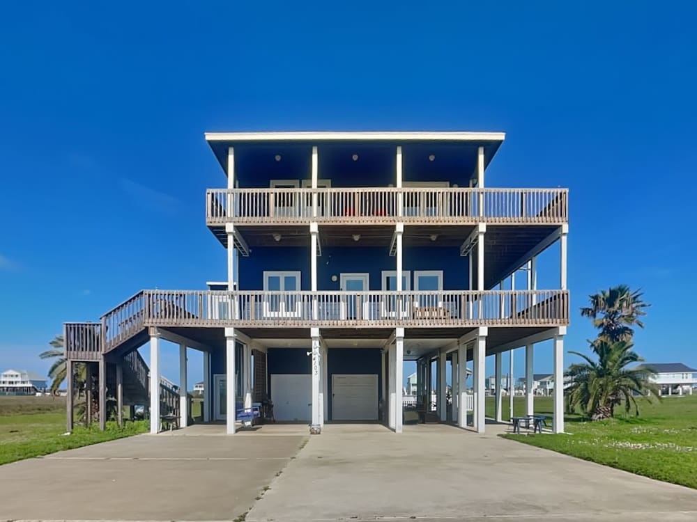 Splish Splash Oasis - Jamaica Beach, TX