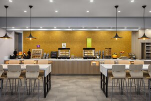 Pequeno-almoço tipo buffet diário incluído 