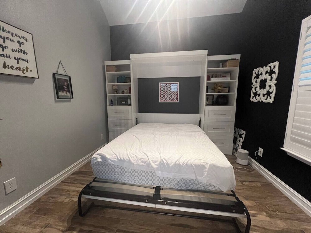 Quaint Casita In One Acre Wooded Lot - Roanoke, TX