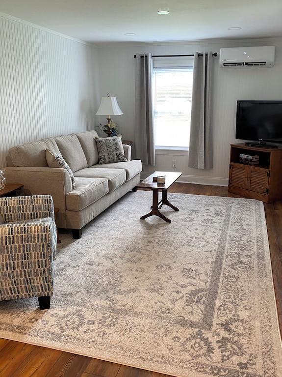 Entire House Located 2 Miles From Liberty University Campus. Farm Setting. - Lynchburg, VA