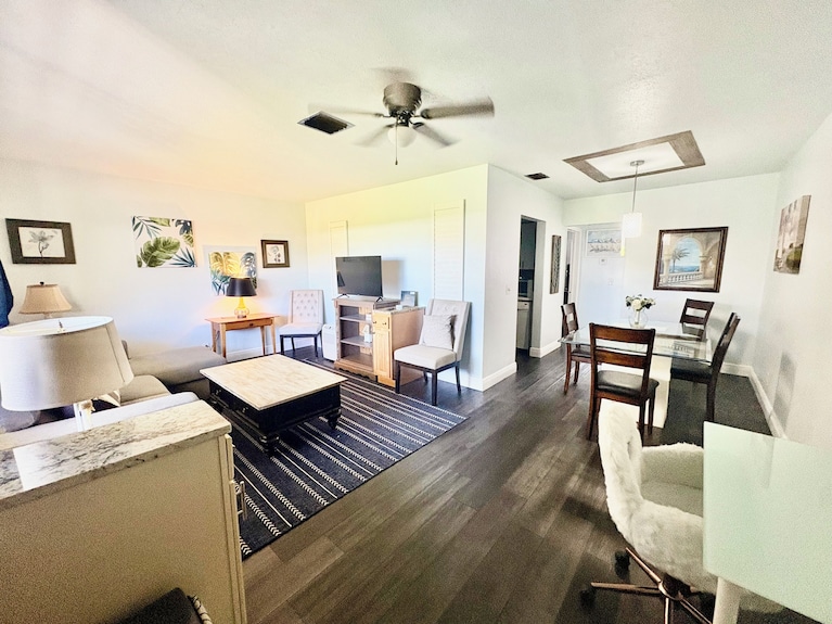 East Haven Tropical Escape. Off Atlantic Ave!! - 德拉海灘