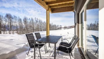 Leilighet med fjellutsikt 2 soverom, 4 personer(Sengetøy og håndklær er ikke inkludert) | Terraço/pátio interior