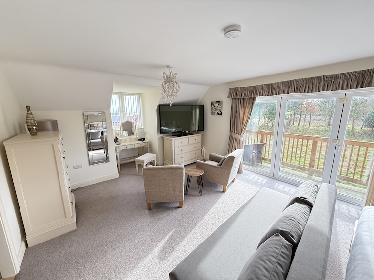 Coastal Cottage - Balcony Sleeping 10 In 4 Bedrooms - Refurbished - Yorkshire