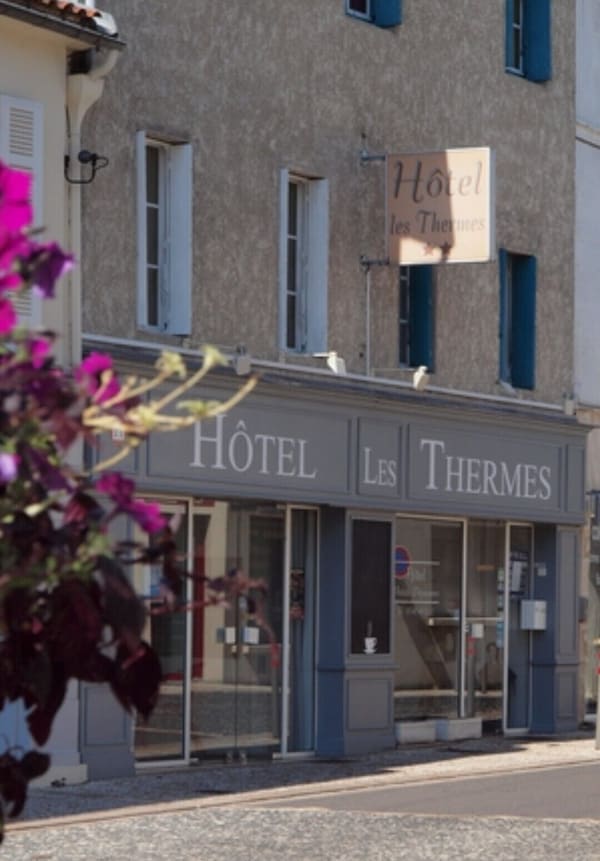 Hôtel Les Thermes - Jonzac