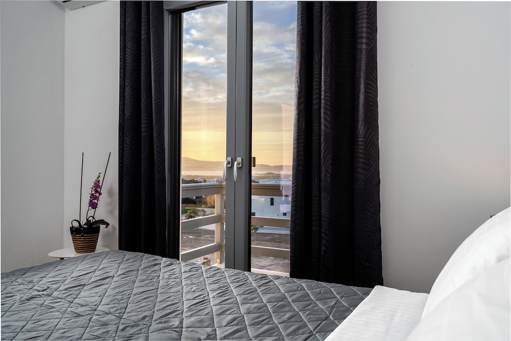 Celestial Sunset Villas - Naxos