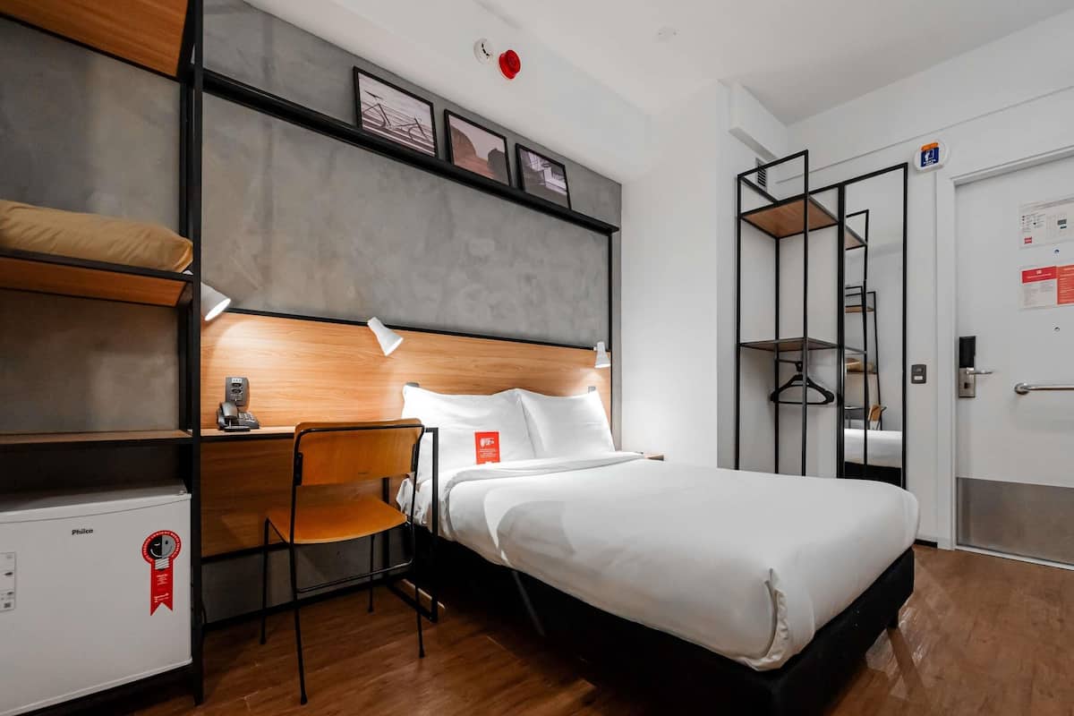 Apartamento, 1 cama de casal, acessível | Cofres nos quartos, quartos à prova de som