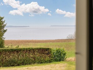 Casa | Vista para a água