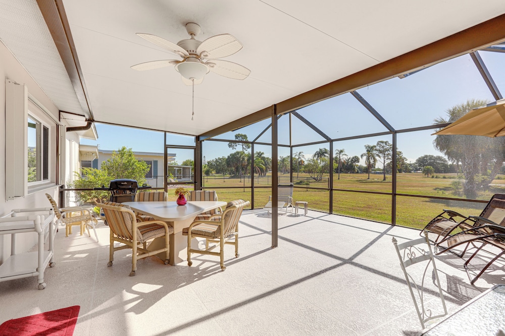 Sunny Port St Lucie Home: Lanai & Golf Course View - Stuart, FL